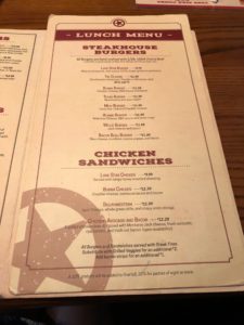 グアムで漫画に出てきそうなボリューム満点ステーキを食べたいのであれば「ローンスター」 – iguam.jp